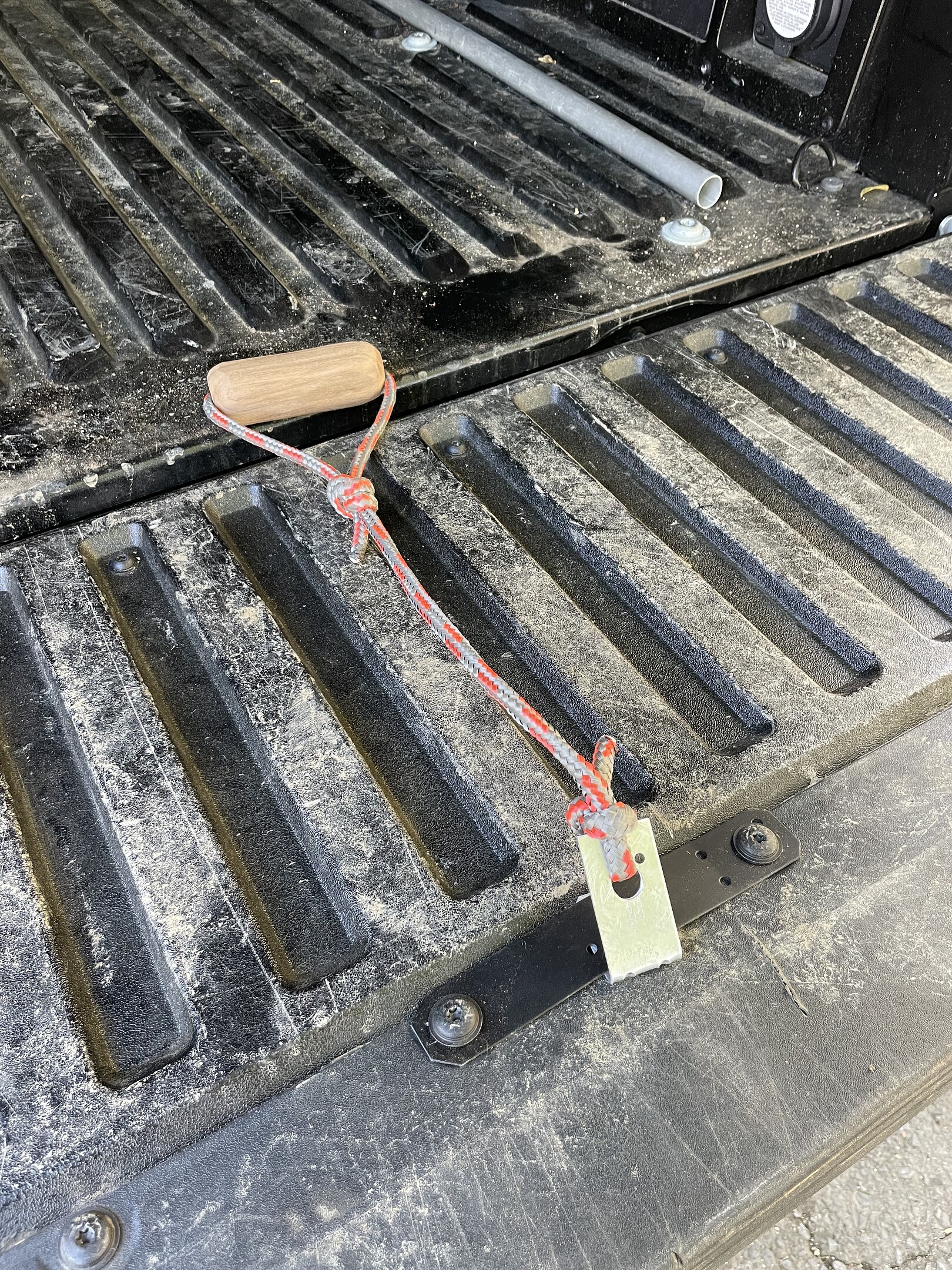 Closing tailgate and hatch from inside? - Interior Mods - Go Fast Forum