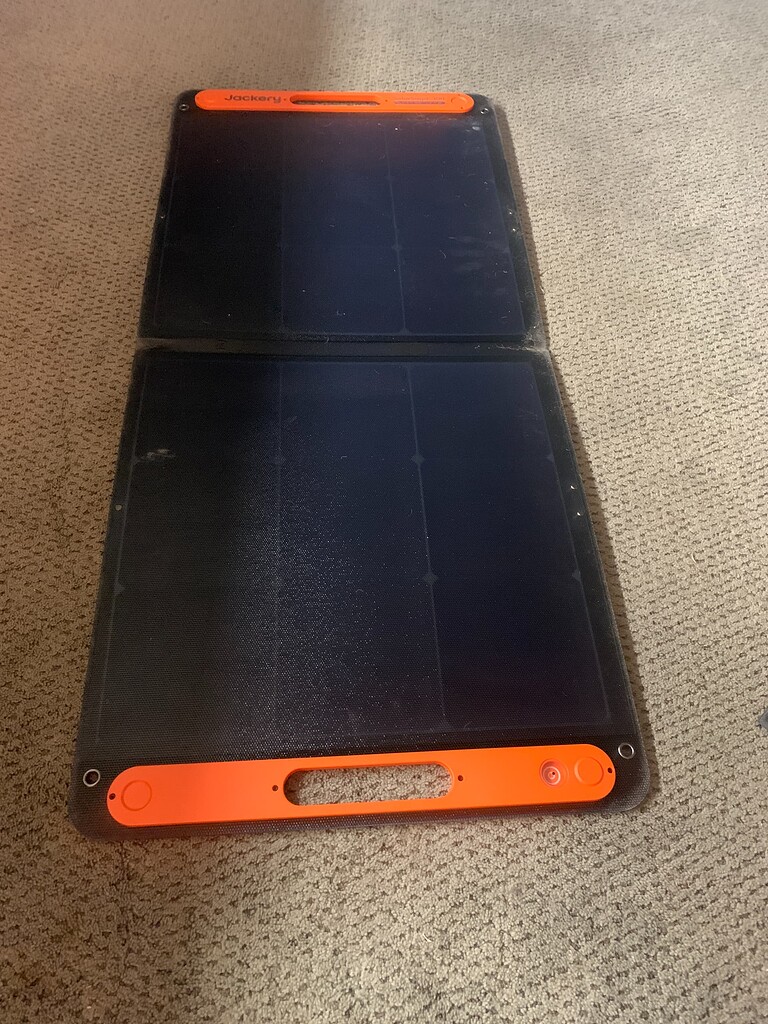 Mounting Jackery Saga 100 Solar Panels to GFC Solar Panel Trays ...