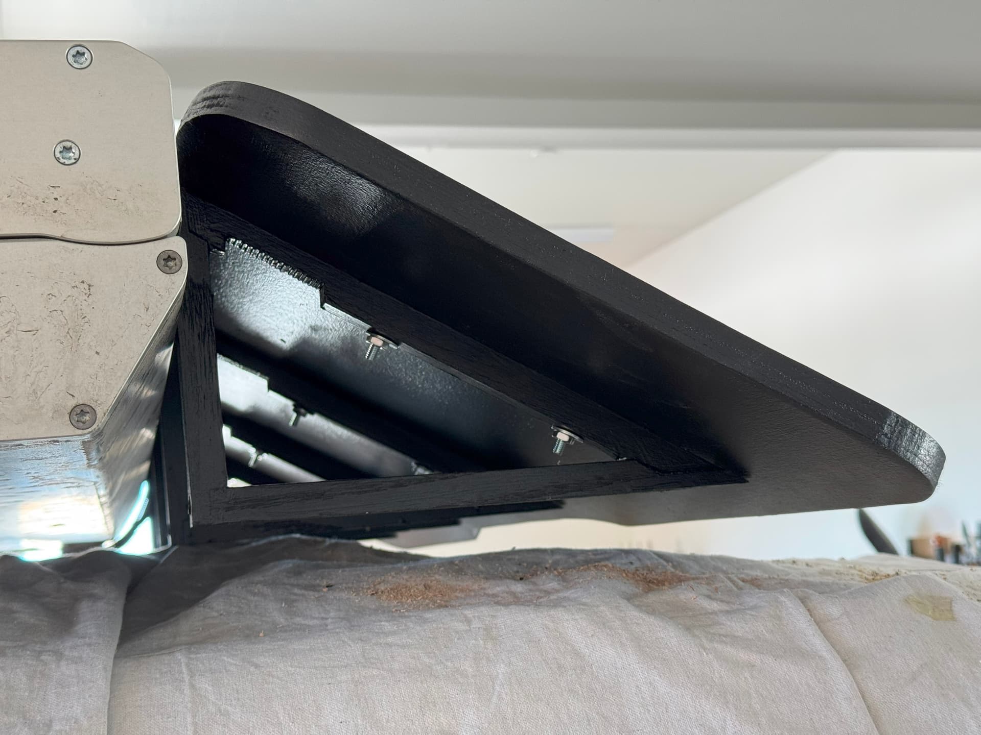 A new wind fairing, all of wood for a Tacoma - Exterior Mods - Go Fast ...